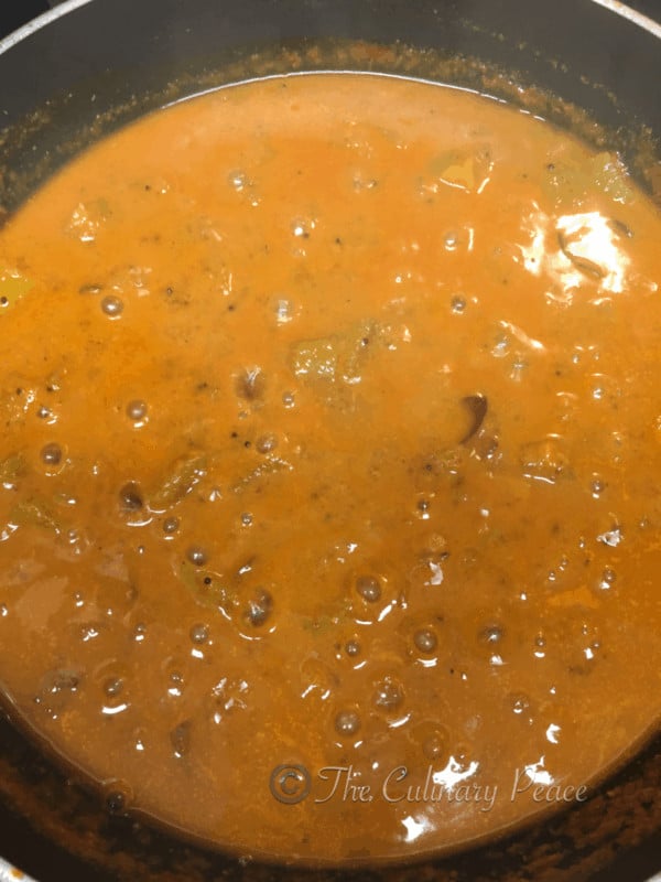 Mavinakayi Gojju Recipe | Karnataka style Raw Mango Curry