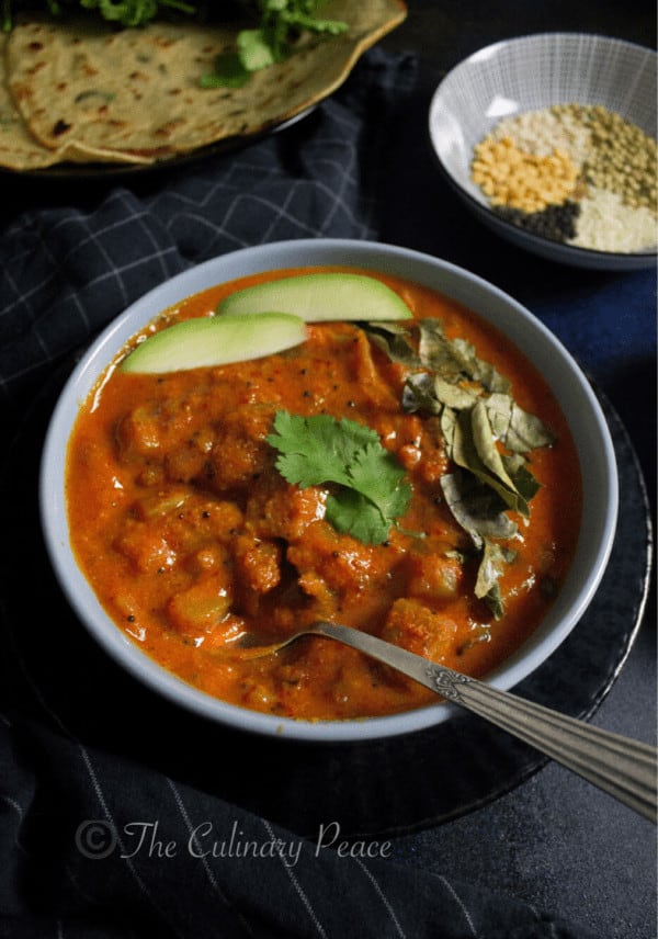 Mavinakayi Gojju Recipe | Karnataka style Raw Mango Curry